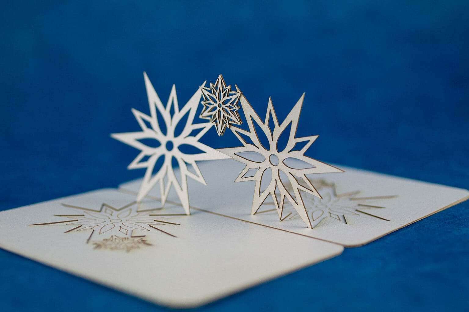 180-Degree-Open Pop Up Snowflakes - Evermore Stud.io